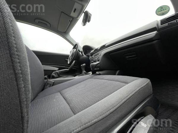 Melns BMW 116 2010 Rīga, ar dzinēja tilpumu 2.00 L un nobraukumu 276 tūkst. km par 2450 €, foto 8 vietnē AUTOMOTO.COM.LV