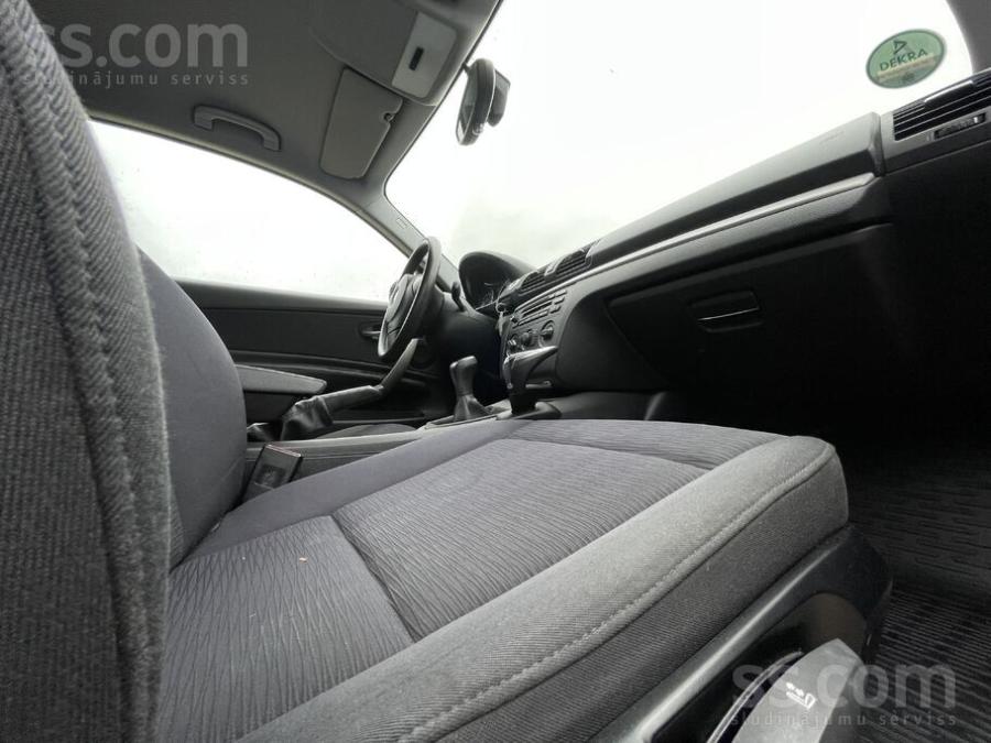 Melns BMW 116 2010 Rīga, ar dzinēja tilpumu 2.00 L un nobraukumu 276 tūkst. km par 2450 €, foto 9 vietnē AUTOMOTO.COM.LV
