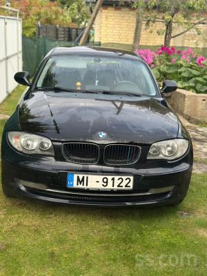 Black BMW 116 2010 in Daugavpils, with an engine capacity of 2.00 L and mileage of 290 thousand km for 3850 €, photo  on AUTOMOTO.COM.LV