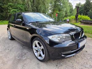 Melns BMW 116 2010 Radviliškis, ar dzinēja tilpumu 2.00 L un nobraukumu 172 tūkst. km par 2550 €, foto 5 vietnē AUTOMOTO.COM.LV