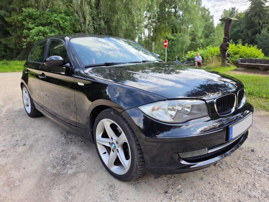 Melns BMW 116 2010 Radviliškis, ar dzinēja tilpumu 2.00 L un nobraukumu 172 tūkst. km par 2550 €, foto 5 vietnē AUTOMOTO.COM.LV