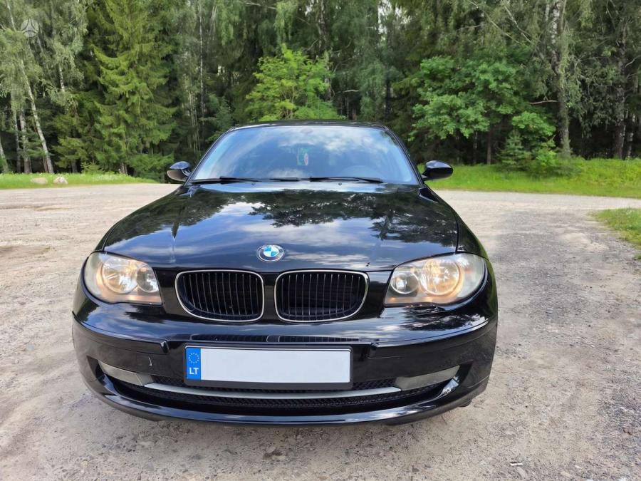 Melns BMW 116 2010 Radviliškis, ar dzinēja tilpumu 2.00 L un nobraukumu 172 tūkst. km par 2550 €, foto 6 vietnē AUTOMOTO.COM.LV