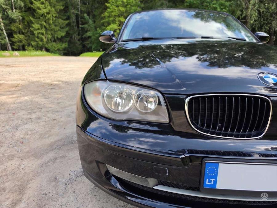 Melns BMW 116 2010 Radviliškis, ar dzinēja tilpumu 2.00 L un nobraukumu 172 tūkst. km par 2550 €, foto 7 vietnē AUTOMOTO.COM.LV