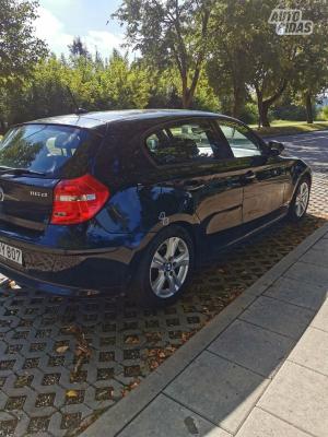 Melns BMW 116 2010 Kauņa, ar dzinēja tilpumu 2.00 L un nobraukumu 305 tūkst. km par 3900 €, foto 7 vietnē AUTOMOTO.COM.LV