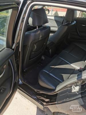 Melns BMW 116 2010 Kauņa, ar dzinēja tilpumu 2.00 L un nobraukumu 305 tūkst. km par 3900 €, foto 13 vietnē AUTOMOTO.COM.LV