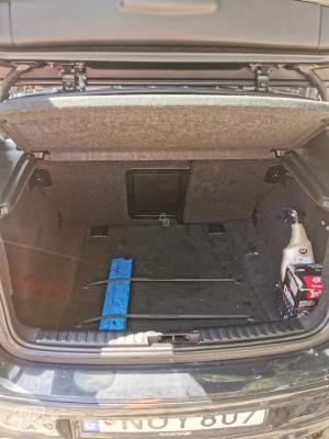 Melns BMW 116 2010 Kauņa, ar dzinēja tilpumu 2.00 L un nobraukumu 305 tūkst. km par 3900 €, foto 17 vietnē AUTOMOTO.COM.LV