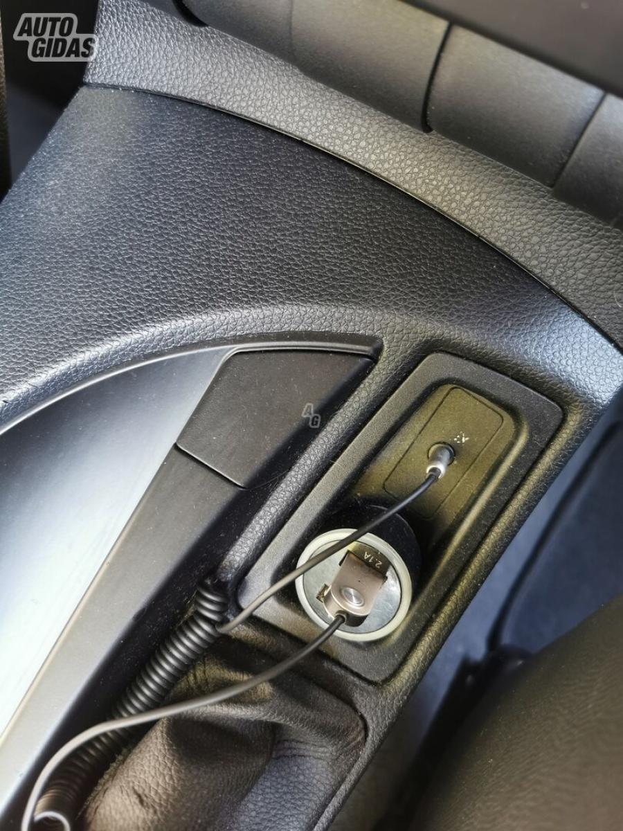 Melns BMW 116 2010 Kauņa, ar dzinēja tilpumu 2.00 L un nobraukumu 305 tūkst. km par 3900 €, foto 18 vietnē AUTOMOTO.COM.LV