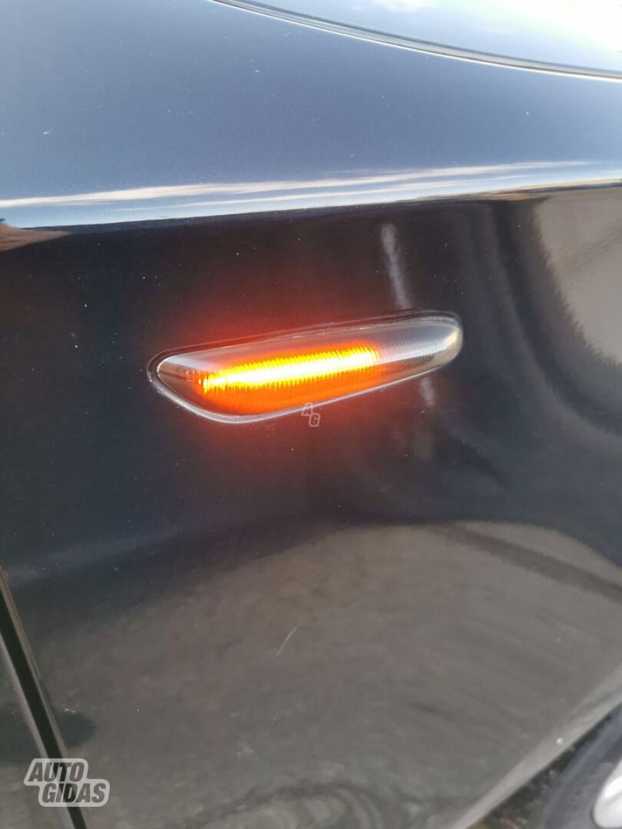 Melns BMW 116 2010 Kauņa, ar dzinēja tilpumu 2.00 L un nobraukumu 305 tūkst. km par 3900 €, foto 25 vietnē AUTOMOTO.COM.LV