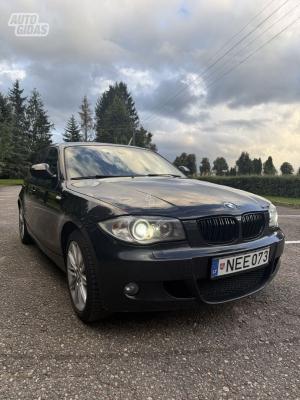 Black BMW 116 2010 in Prienai, with an engine capacity of 2.00 L and mileage of 365 thousand km for 3099 €, photo 5 on AUTOMOTO.COM.LV