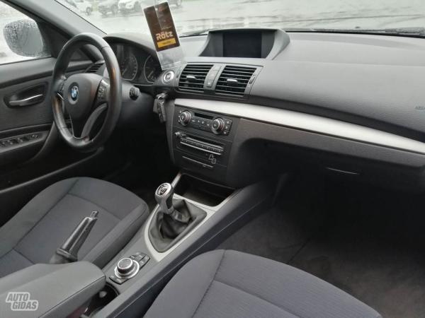 Черный БМВ 116 2010 в Каунас, объемом двигателя 2.00 л и пробегом 275 тыс. км за 3000 €, фото 6 на AUTOMOTO.COM.LV