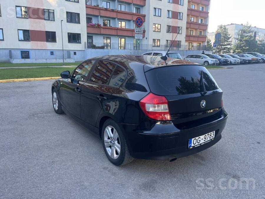 Melns BMW 116 2011 Jelgava, ar dzinēja tilpumu 2.00 L un nobraukumu 226 tūkst. km par 3550 €, foto 3 vietnē AUTOMOTO.COM.LV
