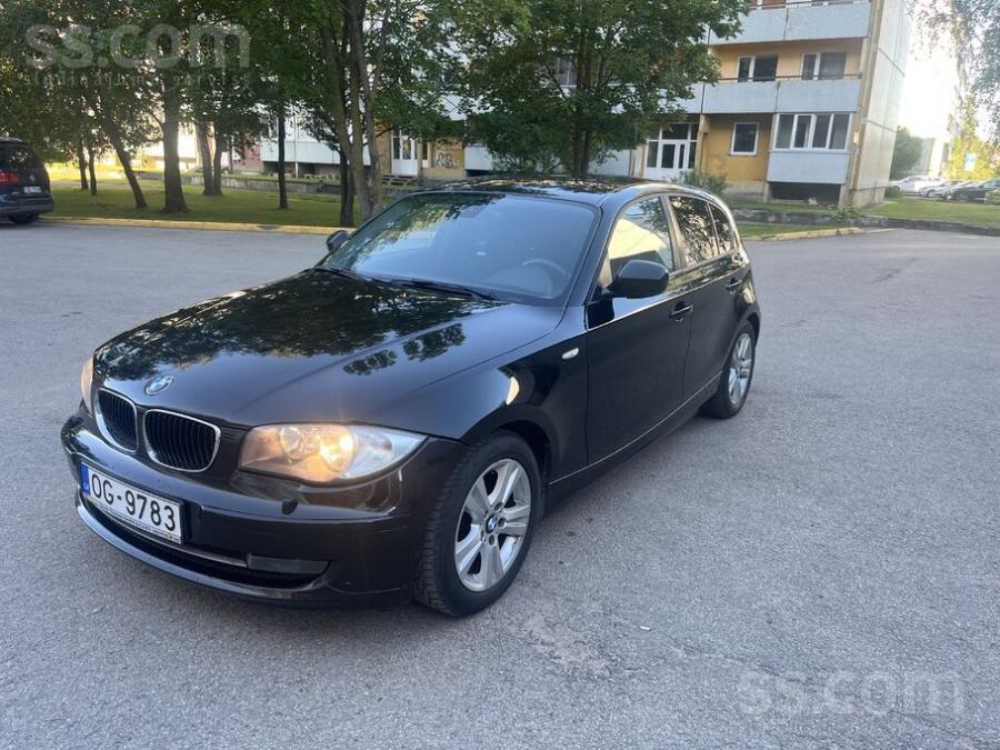 Melns BMW 116 2011 Jelgava, ar dzinēja tilpumu 2.00 L un nobraukumu 226 tūkst. km par 3550 €, foto 7 vietnē AUTOMOTO.COM.LV