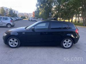 Melns BMW 116 2011 Jelgava, ar dzinēja tilpumu 2.00 L un nobraukumu 226 tūkst. km par 3550 €, foto 8 vietnē AUTOMOTO.COM.LV