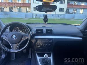 Melns BMW 116 2011 Jelgava, ar dzinēja tilpumu 2.00 L un nobraukumu 226 tūkst. km par 3550 €, foto 12 vietnē AUTOMOTO.COM.LV