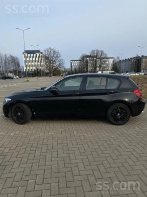 Black BMW 116 2011 in Riga, with an engine capacity of 2.00 L and mileage of 370 thousand km for 4900 €, photo 4 on AUTOMOTO.COM.LV