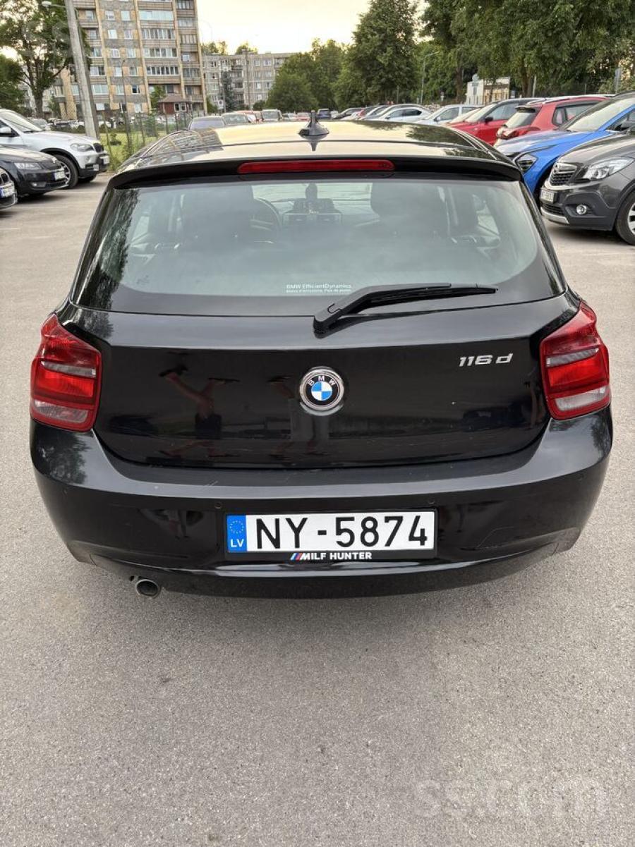 Melns BMW 116 2011 Rīga, ar dzinēja tilpumu 2.00 L un nobraukumu 327 tūkst. km par 5095 €, foto 8 vietnē AUTOMOTO.COM.LV