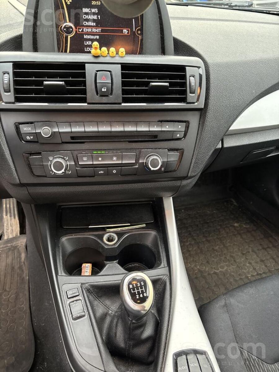 Melns BMW 116 2011 Rīga, ar dzinēja tilpumu 2.00 L un nobraukumu 327 tūkst. km par 5095 €, foto 16 vietnē AUTOMOTO.COM.LV