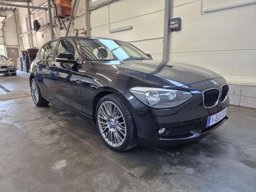 Melns BMW 116 2011 Raseiniai, ar dzinēja tilpumu 2.00 L un nobraukumu 177 tūkst. km par 4990 €, foto 4 vietnē AUTOMOTO.COM.LV