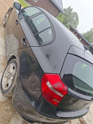 Melns BMW 116 2011 Viļņa, ar dzinēja tilpumu 2.00 L un nobraukumu 272 tūkst. km par 3100 €, foto 7 vietnē AUTOMOTO.COM.LV