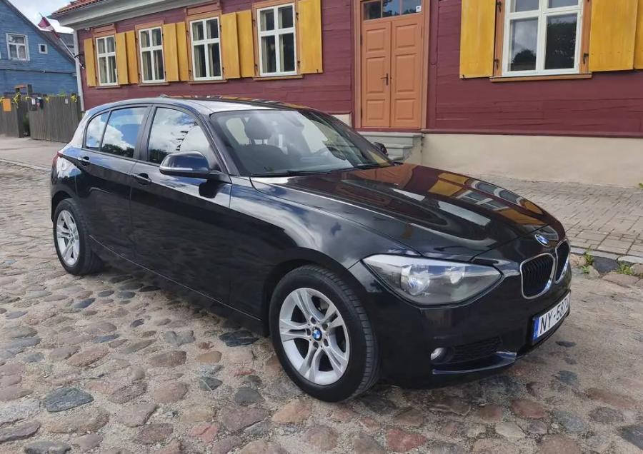 Melns BMW 116 2011 Jelgava, ar dzinēja tilpumu 2.00 L un nobraukumu 328 tūkst. km par 4390 €, foto 5 vietnē AUTOMOTO.COM.LV