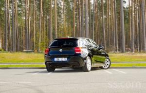 Melns BMW 116 2011 Rīga, ar dzinēja tilpumu 2.00 L un nobraukumu 267 tūkst. km par 4590 €, foto 6 vietnē AUTOMOTO.COM.LV