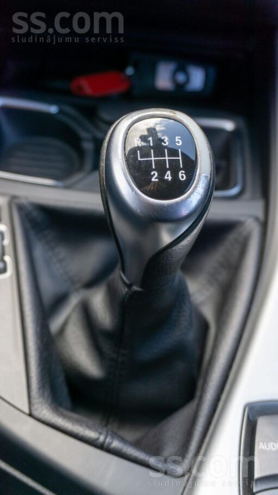 Melns BMW 116 2011 Rīga, ar dzinēja tilpumu 2.00 L un nobraukumu 267 tūkst. km par 4590 €, foto 16 vietnē AUTOMOTO.COM.LV