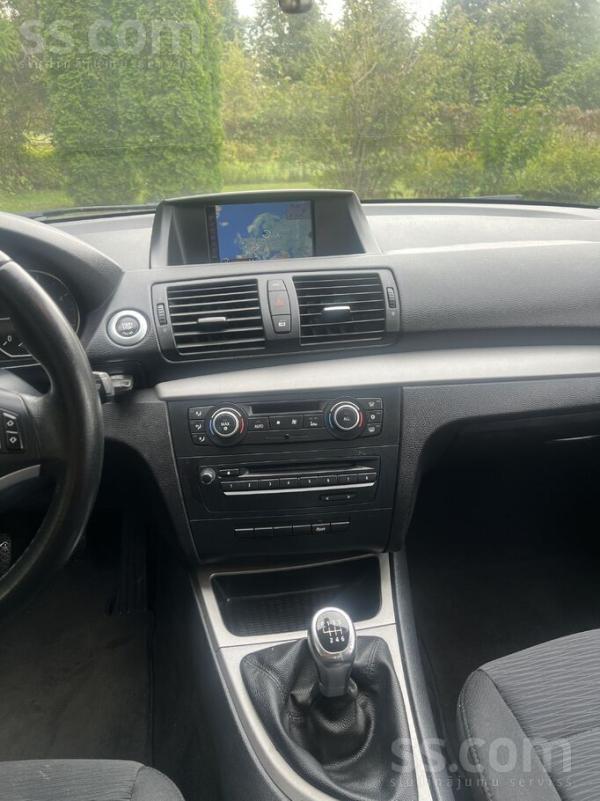 Melns BMW 116 2011 Aizkraukle, ar dzinēja tilpumu 2.00 L un nobraukumu 324 tūkst. km par 3350 €, foto 9 vietnē AUTOMOTO.COM.LV