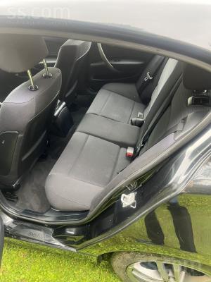 Melns BMW 116 2011 Aizkraukle, ar dzinēja tilpumu 2.00 L un nobraukumu 324 tūkst. km par 3350 €, foto 10 vietnē AUTOMOTO.COM.LV