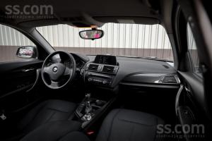 Black BMW 116 2012 in Talsi, with an engine capacity of 2.00 L and mileage of 274 thousand km for 6690 €, photo 8 on AUTOMOTO.COM.LV