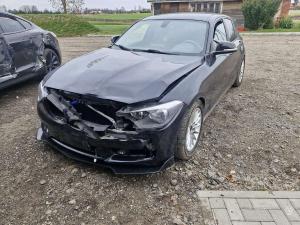 Melns BMW 116 2012 Marijampole, ar dzinēja tilpumu 2.00 L un nobraukumu 350 tūkst. km par 2800 €, foto 2 vietnē AUTOMOTO.COM.LV