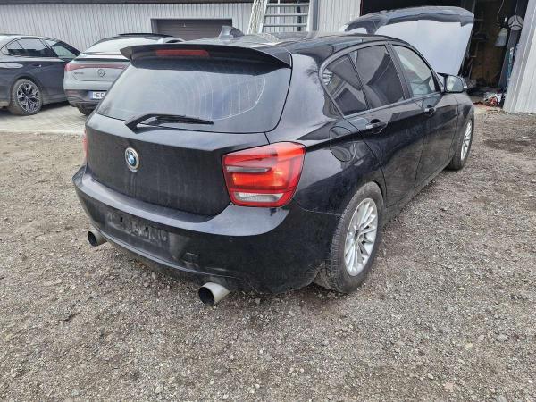 Black BMW 116 2012 in Marijampole, with an engine capacity of 2.00 L and mileage of 350 thousand km for 2800 €, photo 3 on AUTOMOTO.COM.LV