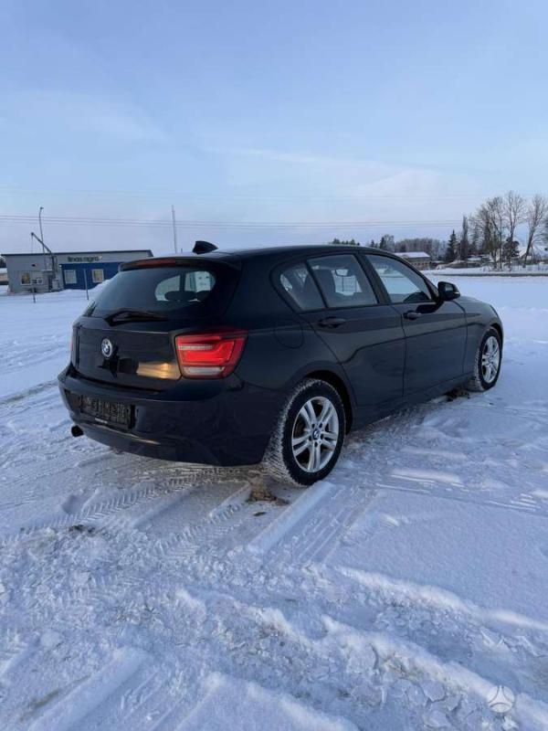 Melns BMW 116 2012 Pasvalys, ar dzinēja tilpumu 2.00 L un nobraukumu 108 tūkst. km par 7450 €, foto 6 vietnē AUTOMOTO.COM.LV