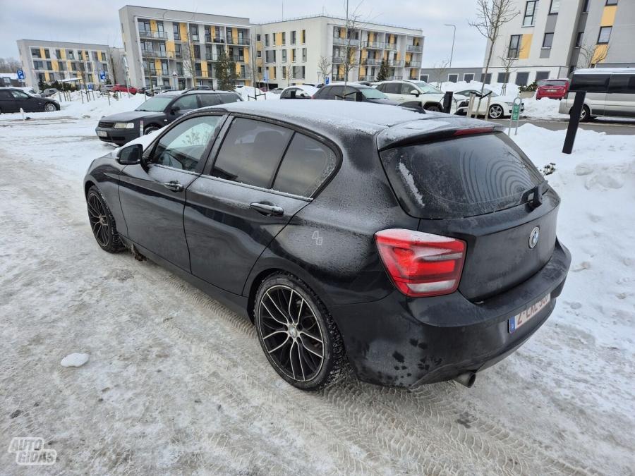 Melns BMW 116 2012 Klaipėda, ar dzinēja tilpumu 1.60 L un nobraukumu 190 tūkst. km par 5650 €, foto 6 vietnē AUTOMOTO.COM.LV