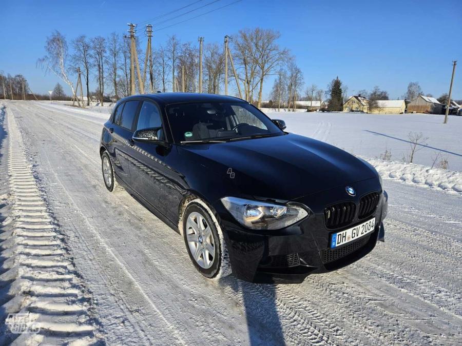 Black BMW 116 2012 in Sakiai, with an engine capacity of 2.00 L and mileage of 211 thousand km for 5200 €, photo 3 on AUTOMOTO.COM.LV