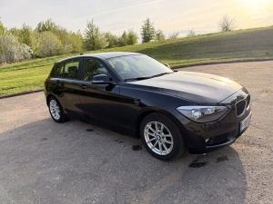Black BMW 116 2012 in Kaunas, with an engine capacity of 2.00 L and mileage of 308 thousand km for 4900 €, photo 4 on AUTOMOTO.COM.LV
