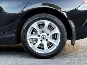 Melns BMW 116 2012 Daugavpils, ar dzinēja tilpumu 2.00 L un nobraukumu 258 tūkst. km par 8750 €, foto 5 vietnē AUTOMOTO.COM.LV