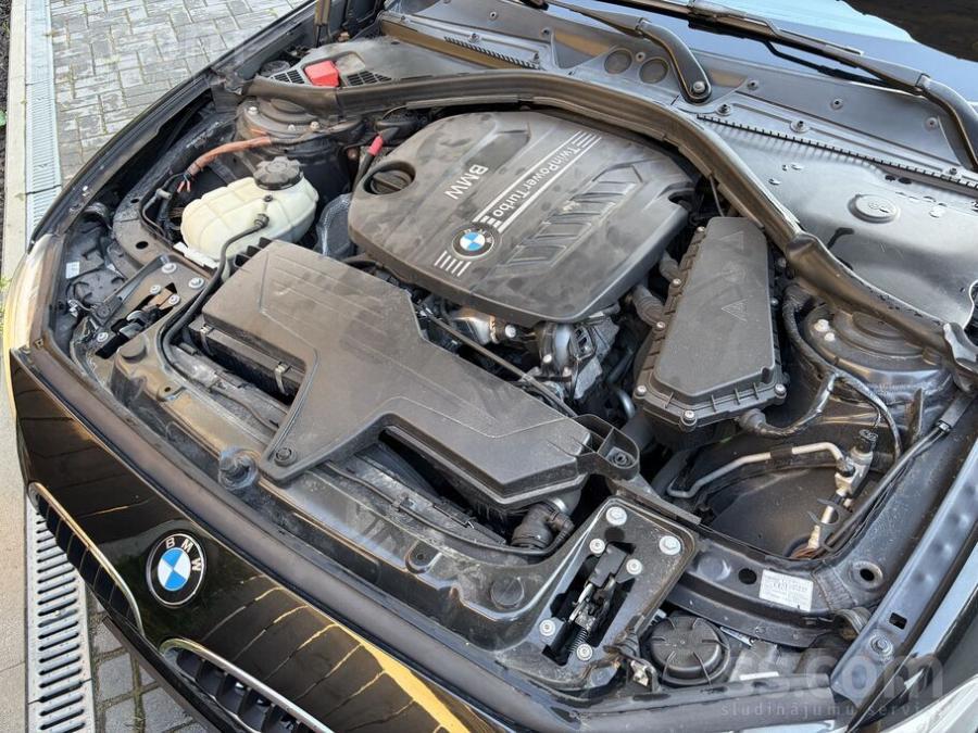 Melns BMW 116 2012 Daugavpils, ar dzinēja tilpumu 2.00 L un nobraukumu 258 tūkst. km par 8750 €, foto 32 vietnē AUTOMOTO.COM.LV