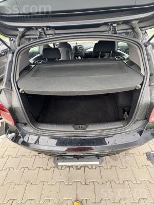 Black BMW 116 2012 in Riga, with an engine capacity of 1.60 L and mileage of 163 thousand km for 4700 €, photo 12 on AUTOMOTO.COM.LV