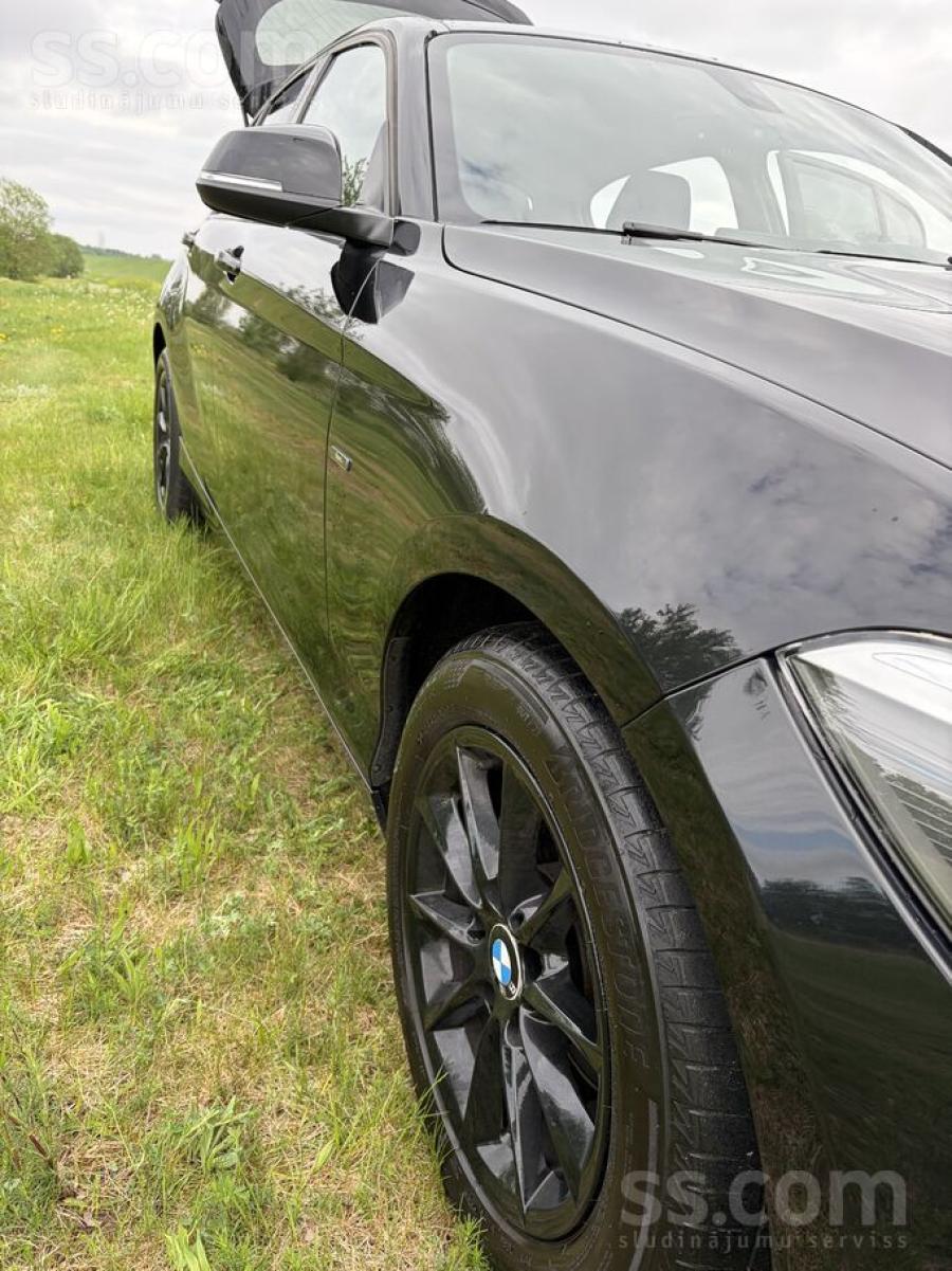 Melns BMW 116 2012 Rīga, ar dzinēja tilpumu 1.60 L un nobraukumu 200 tūkst. km par 6800 €, foto 8 vietnē AUTOMOTO.COM.LV