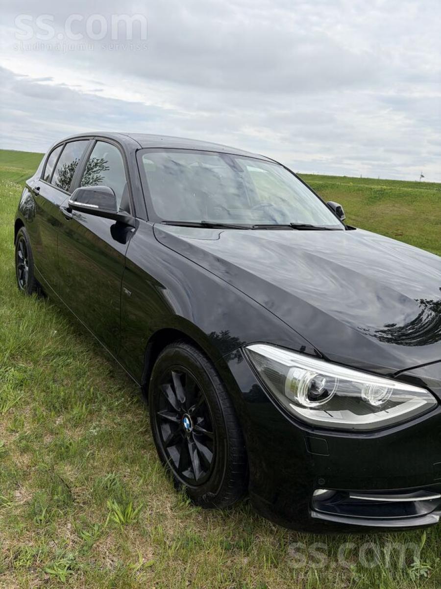 Melns BMW 116 2012 Rīga, ar dzinēja tilpumu 1.60 L un nobraukumu 200 tūkst. km par 6800 €, foto 16 vietnē AUTOMOTO.COM.LV