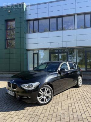 Melns BMW 116 2012 Rīga, ar dzinēja tilpumu 1.60 L un nobraukumu 285 tūkst. km par 6099 €, foto 4 vietnē AUTOMOTO.COM.LV