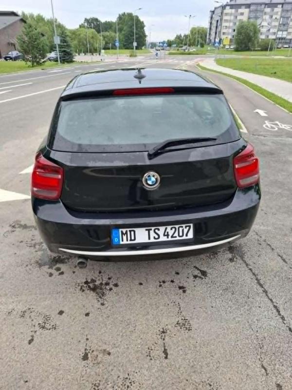 Melns BMW 116 2012 Jonava, ar dzinēja tilpumu 2.00 L un nobraukumu 323 tūkst. km par 4250 €, foto 3 vietnē AUTOMOTO.COM.LV