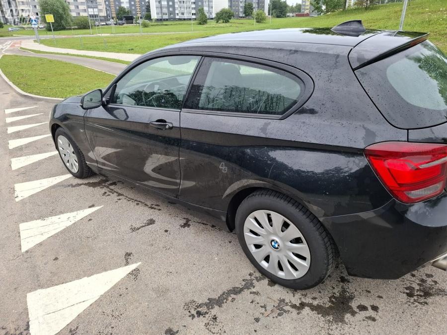 Melns BMW 116 2012 Jonava, ar dzinēja tilpumu 2.00 L un nobraukumu 323 tūkst. km par 4250 €, foto 6 vietnē AUTOMOTO.COM.LV