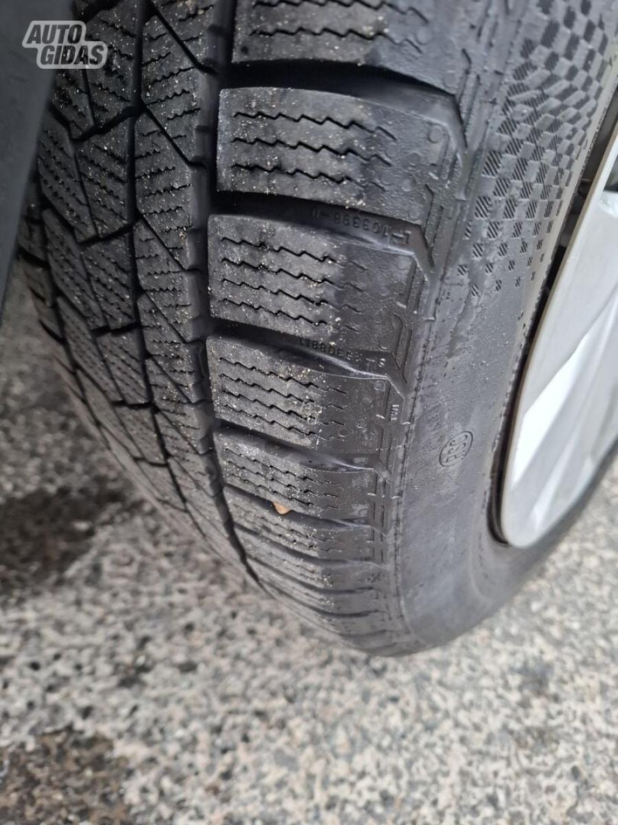 Melns BMW 116 2012 Jonava, ar dzinēja tilpumu 2.00 L un nobraukumu 323 tūkst. km par 4250 €, foto 22 vietnē AUTOMOTO.COM.LV