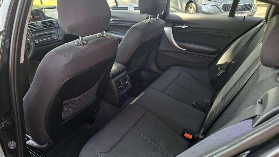 Black BMW 116 2012 in Kaunas, with an engine capacity of 2.00 L and mileage of 211 thousand km for 5200 €, photo 17 on AUTOMOTO.COM.LV
