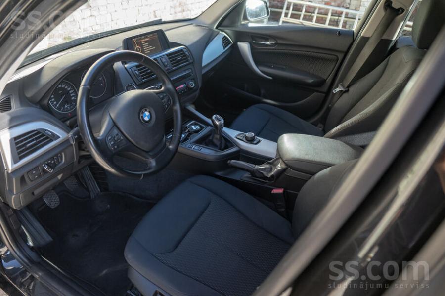 Black BMW 116 2012 in Liepaja, with an engine capacity of 1.60 L and mileage of 307 thousand km for 5900 €, photo 9 on AUTOMOTO.COM.LV