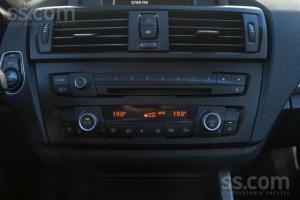 Black BMW 116 2012 in Liepaja, with an engine capacity of 1.60 L and mileage of 307 thousand km for 5900 €, photo 17 on AUTOMOTO.COM.LV