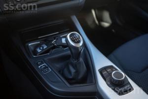 Black BMW 116 2012 in Liepaja, with an engine capacity of 1.60 L and mileage of 307 thousand km for 5900 €, photo 18 on AUTOMOTO.COM.LV