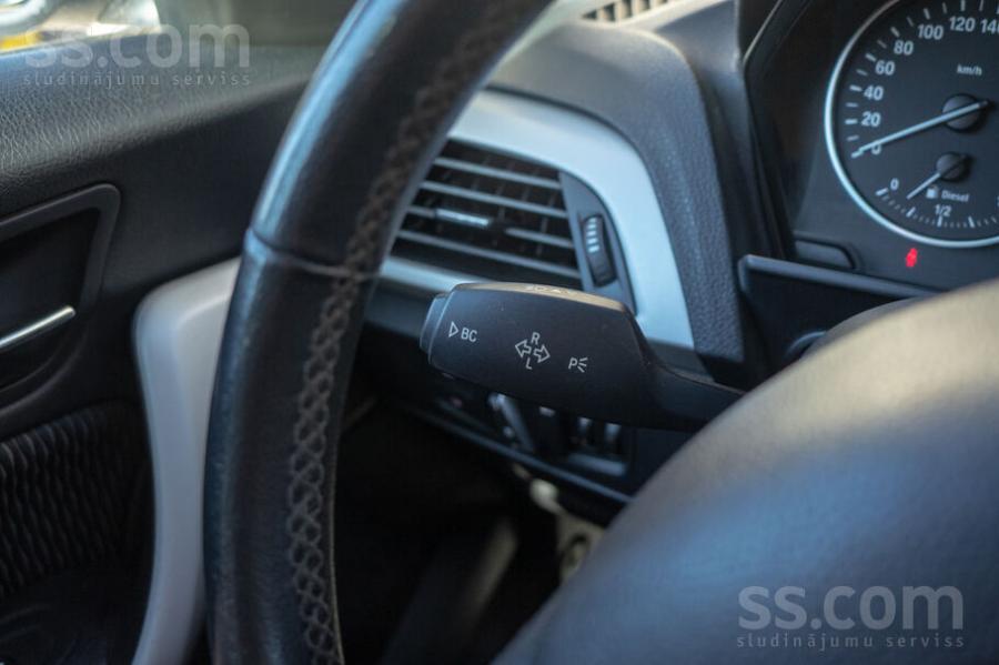 Black BMW 116 2012 in Liepaja, with an engine capacity of 1.60 L and mileage of 307 thousand km for 5900 €, photo 26 on AUTOMOTO.COM.LV