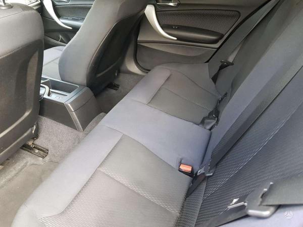 Black BMW 116 2012 in Siauliai, with an engine capacity of 1.60 L and mileage of 229 thousand km for 5200 €, photo 11 on AUTOMOTO.COM.LV